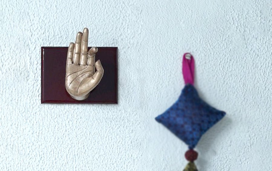 Buy Arala Hand Mudra | Bronze Online Indic Inspirations